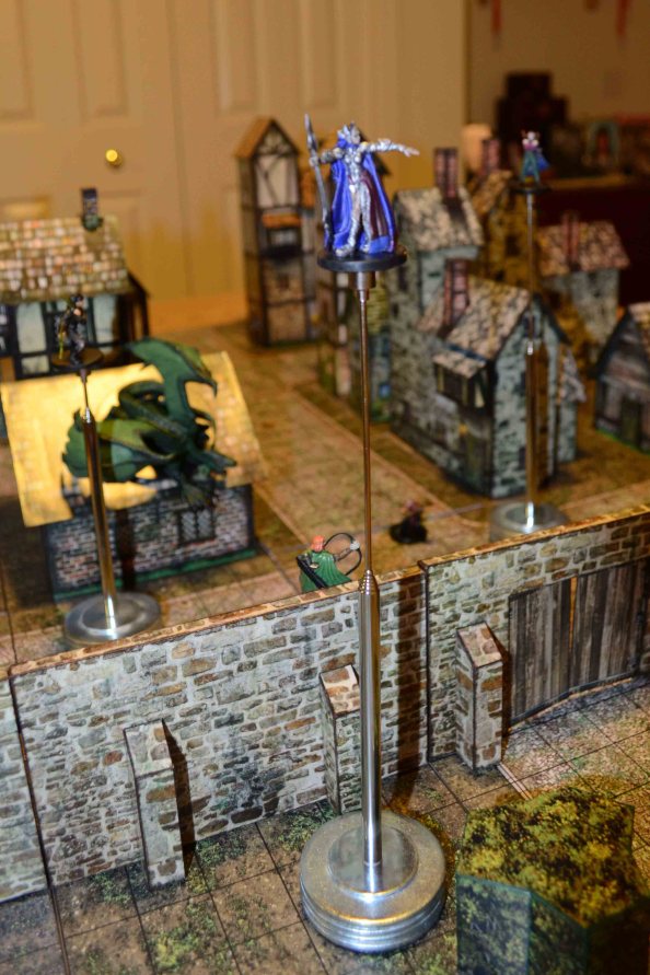 Reader Tutorial: Build Your Own Aerial Combat Stand | www. Newbie DM .com